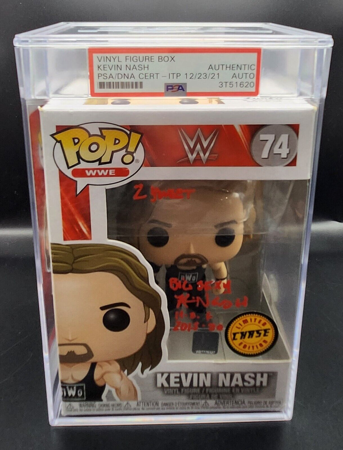 WWE – Vault Autographs